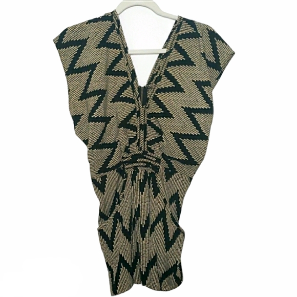 Aryn K | Tops | Aryn K Abstract Blackbeige Blouse | Poshmark